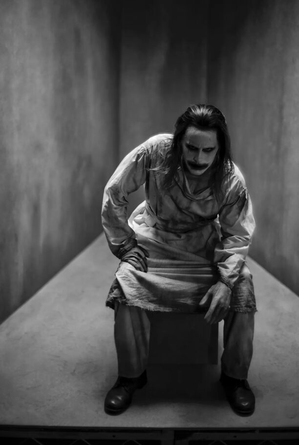 Justice League: Reveals Steppenwolf in Action, Batman's Nightmare Sequence