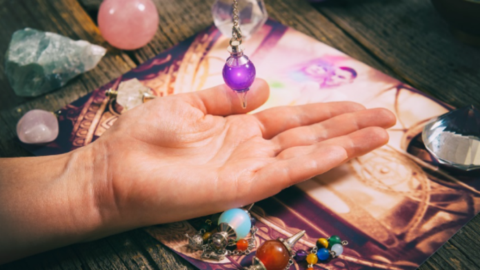 A Guide to Finding the Right Cheap Phone Psychic - Omnitos