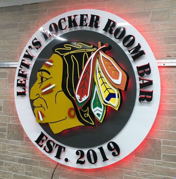 The Ultimate Guide to Using Pylon Signs for Business - Omnitos